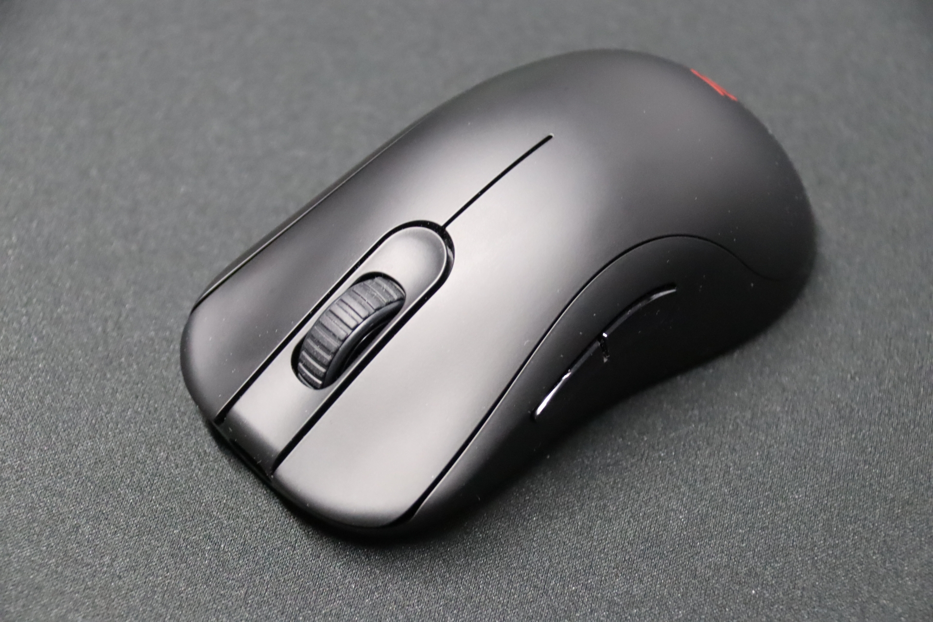 【特集】「FPSゲーマーなら1回触って！」BenQ ZOWIEが推すモニター、マウス、マウスパッド【初任給で買いたいゲームデバイス】 - GAME Watch