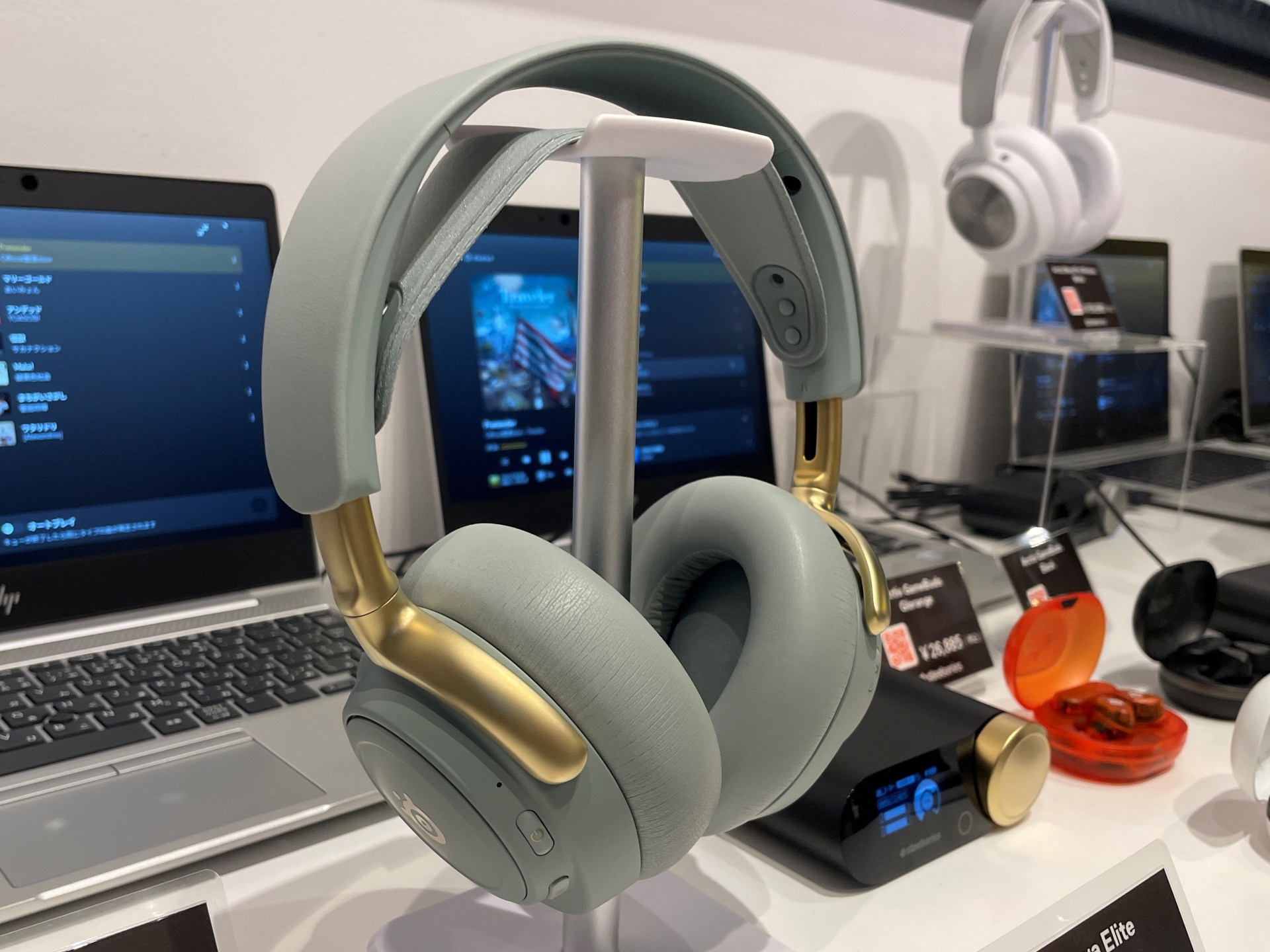 SteelSeries、10万円超え最高級ヘッドセット「Arctis Nova Elite」が試せる！ 体験会を二子玉川「蔦屋家電」内にて開催中 - GAME Watch