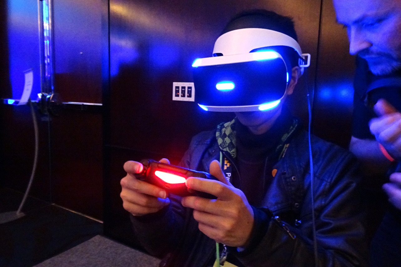 早速遊んだ！「Project Morpheus」最新プロトタイプ試遊レポート - GAME Watch